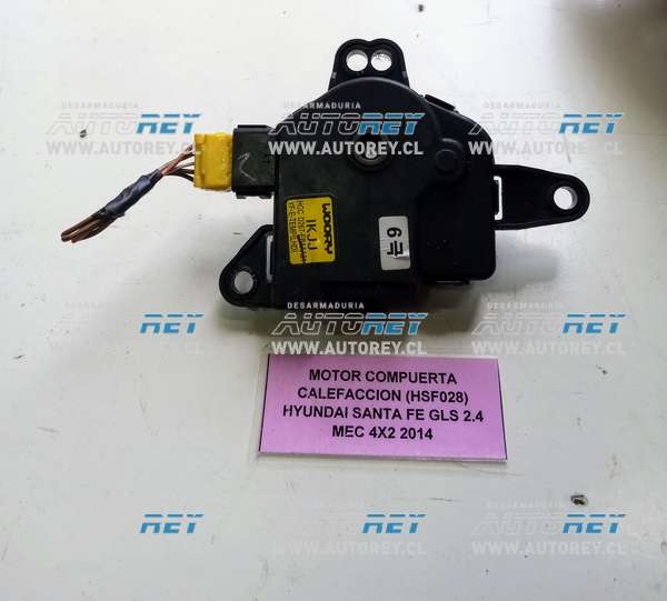 Motor Compuerta Calefacción (HSF028) Hyundai Santa Fe GLS 2.4 MEC 4×2 2014 – Desarmaduria Autorey
