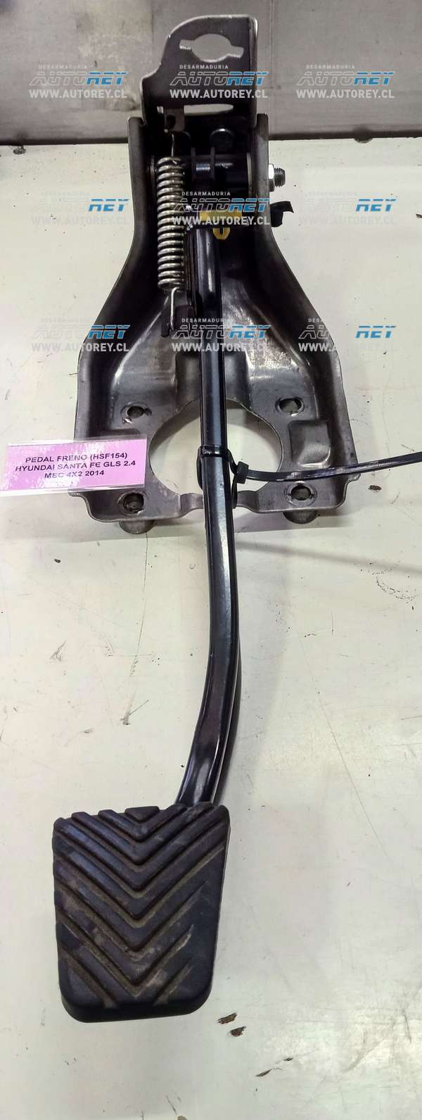 Pedal Freno (HSF154) Hyundai Santa Fe GLS 2.4 MEC 4×2 2014 – Desarmaduria Autorey
