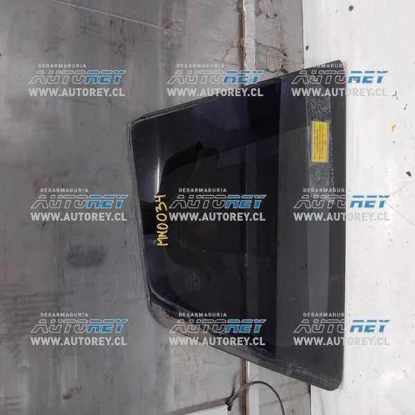 Vidrio Tapabarro Trasero Izquierdo (MNO034) Mitsubishi New Outlander K2 2.4 Mec Bencinera 4×2 ...